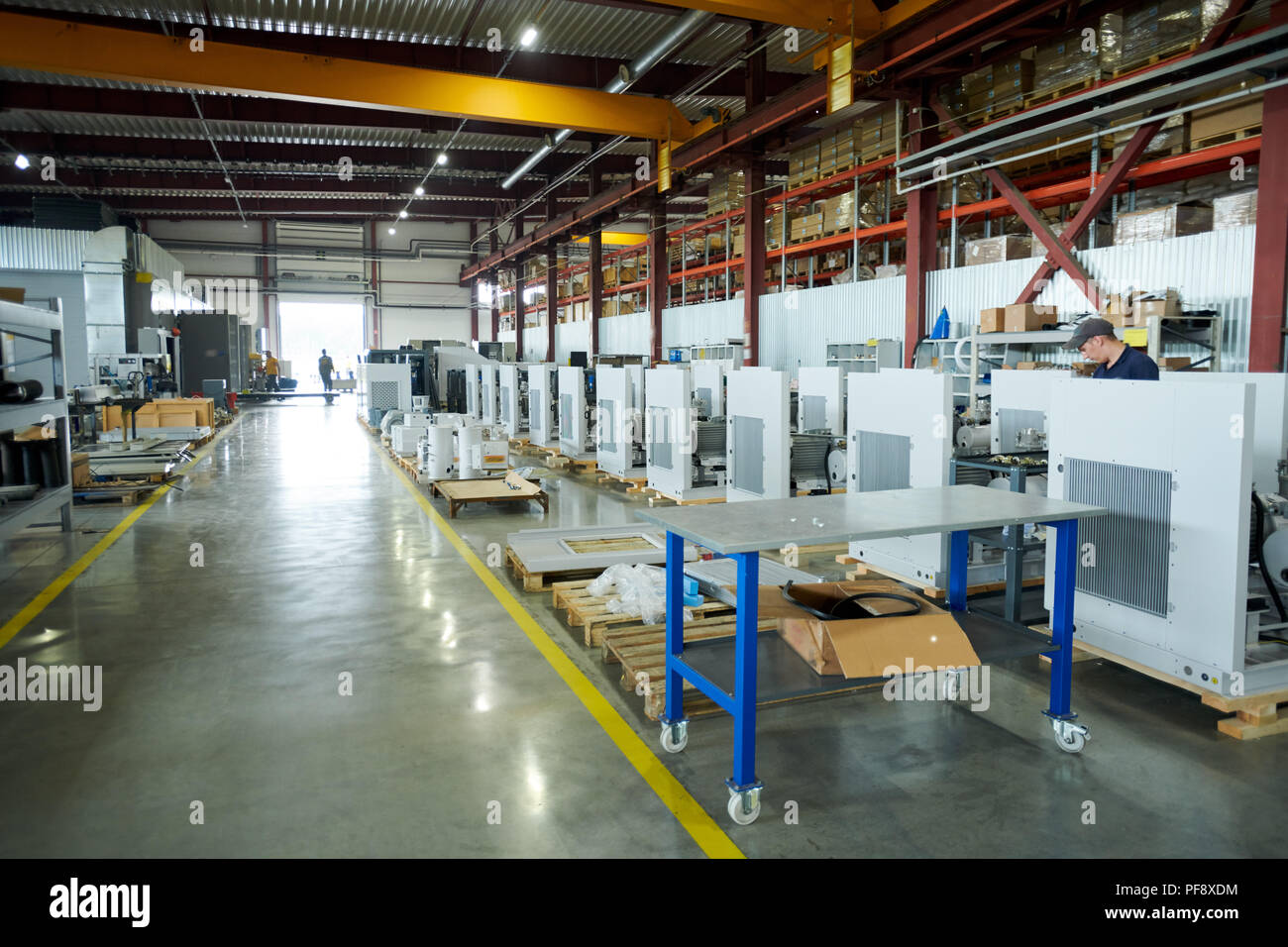 Empty factory machines hi-res stock photography and images - Alamy