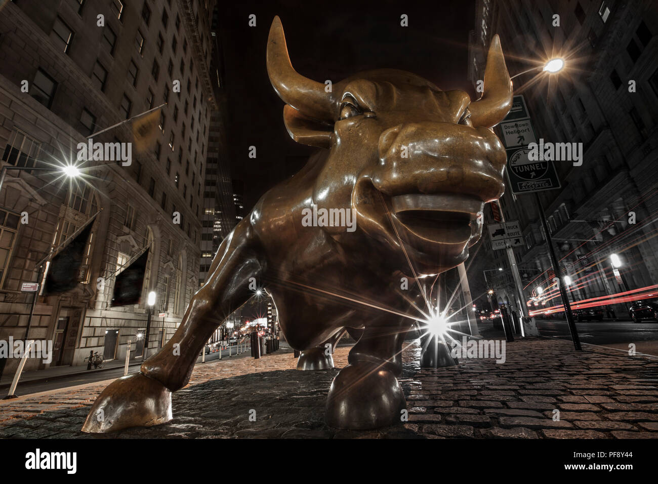 Charging bull wall street night hi-res stock photography and images - Alamy