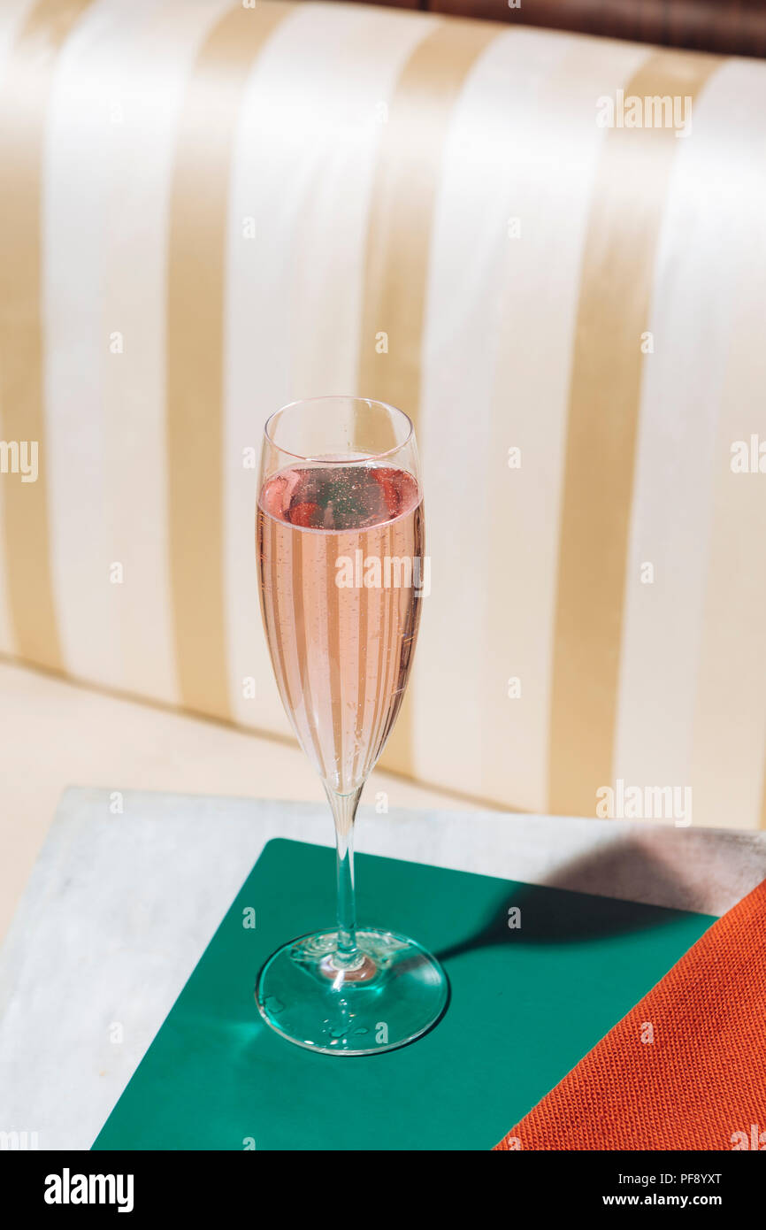 A flutes of Prosecco, an italian sparkling wine in an elegant bar Stock ...