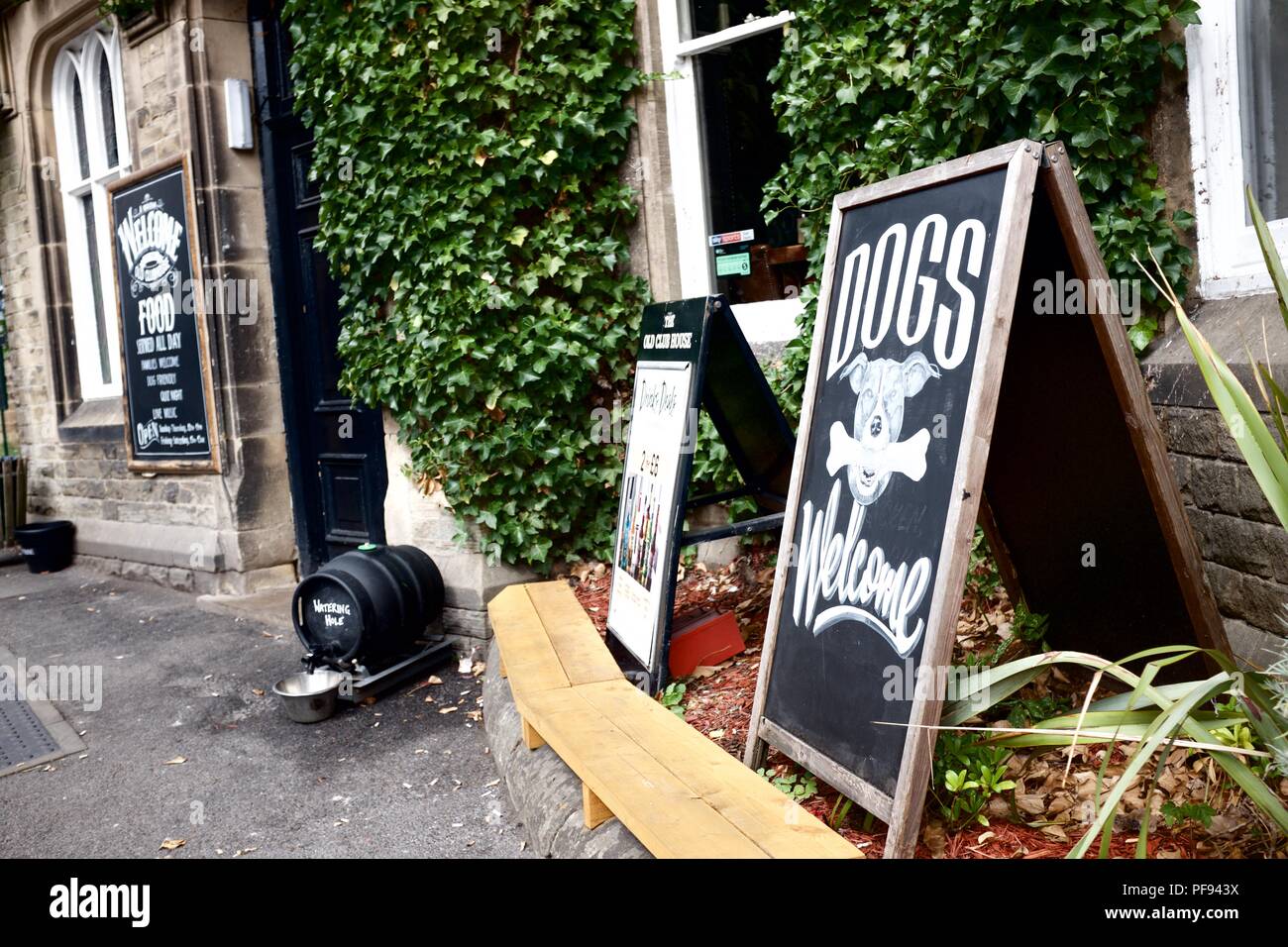 Buxton sign hi-res stock photography and images - Alamy