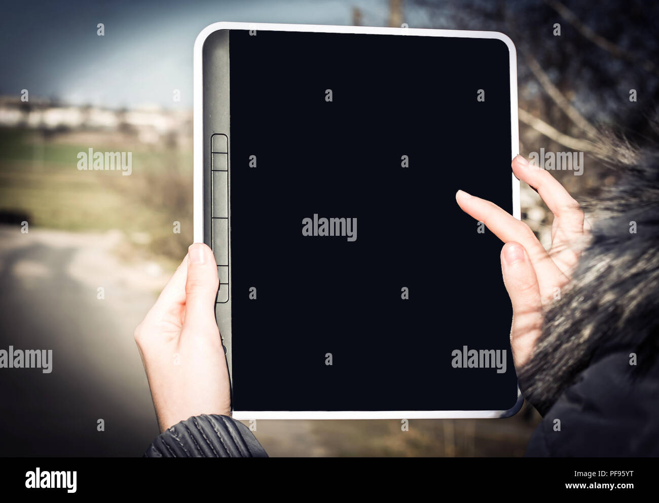 Computer screen point of view hi-res stock photography and images - Alamy