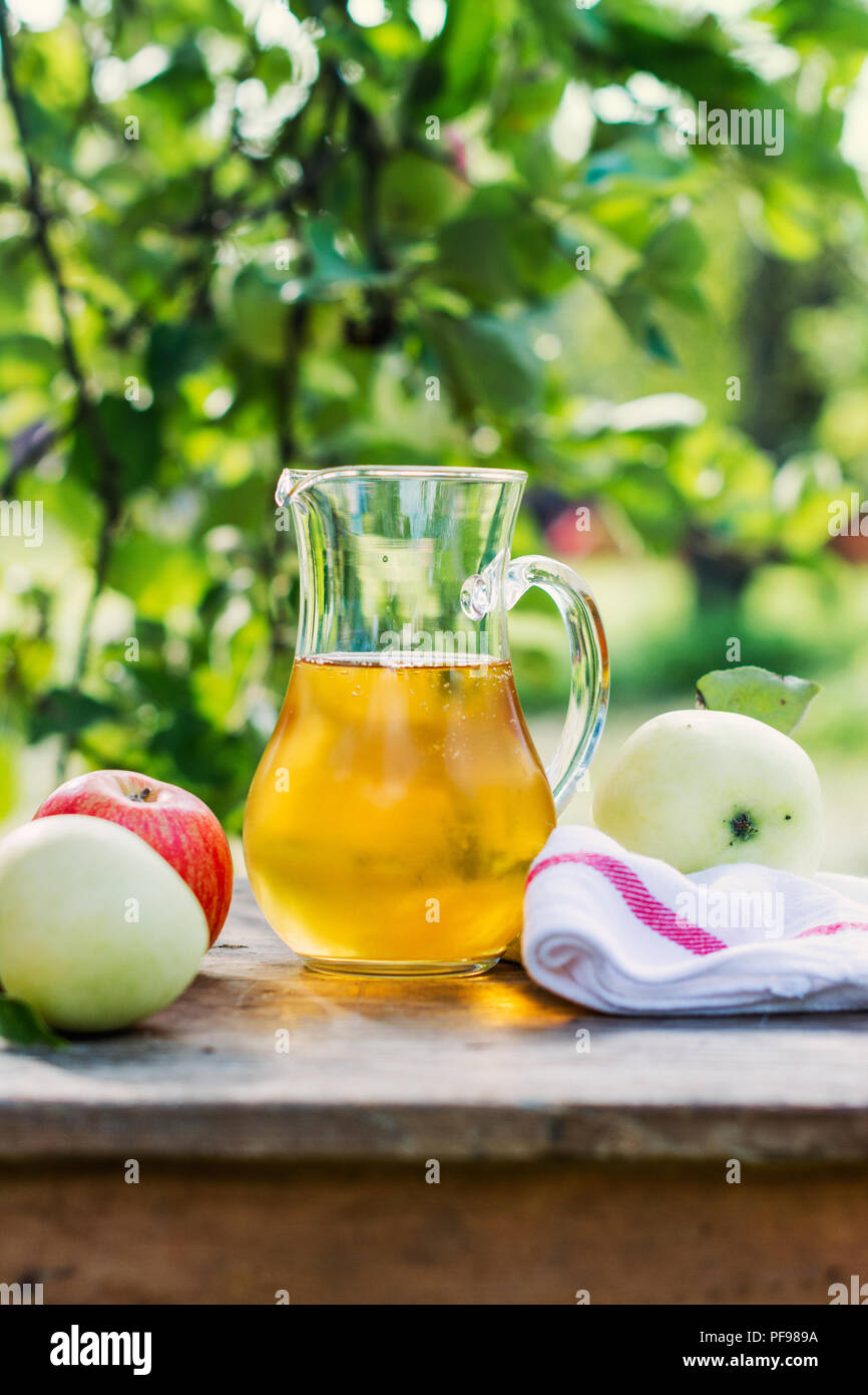 Cider pouring apple tree hi-res stock photography and images - Alamy