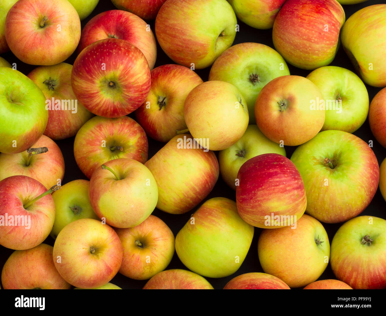 fresh and healthy apples Stock Photo - Alamy