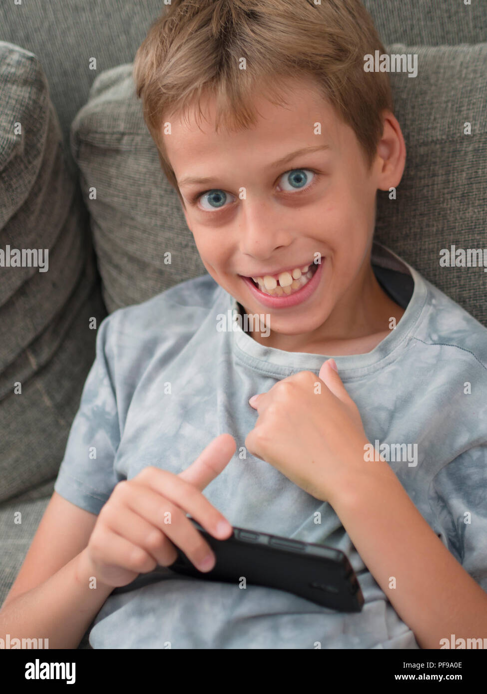 boy playing video games Stock Photo - Alamy