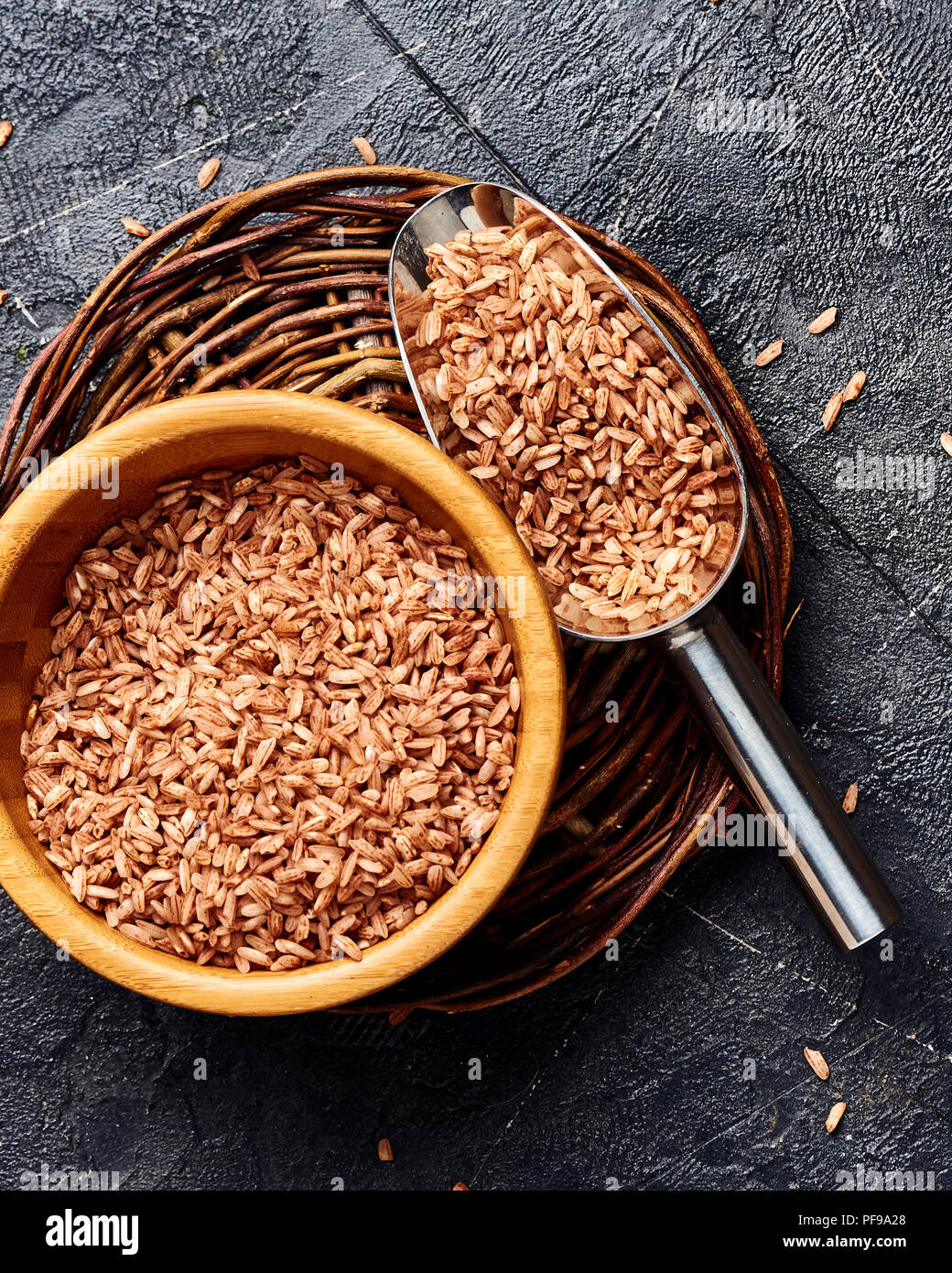 Rice grain black background hi-res stock photography and images - Alamy