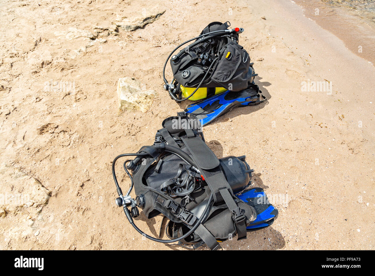 Scuba Diver Diving Snorkel Oxygen Tank Mask High Resolution Stock ...