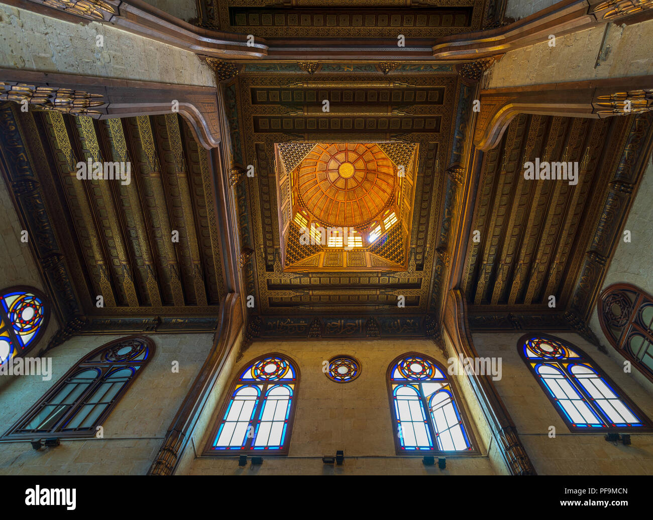 Medieval ceiling floral hi-res stock photography and images - Alamy