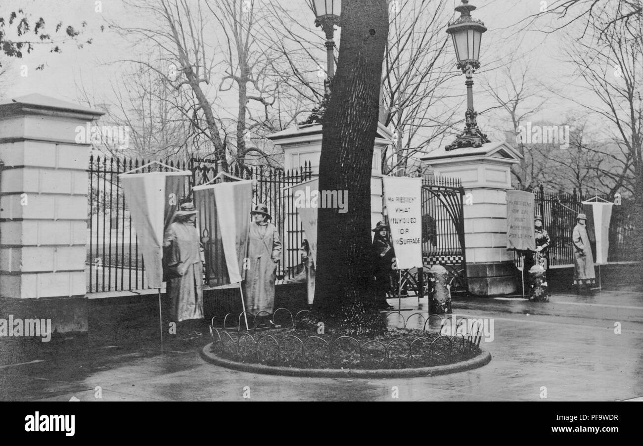 Alice paul hi-res stock photography and images - Alamy
