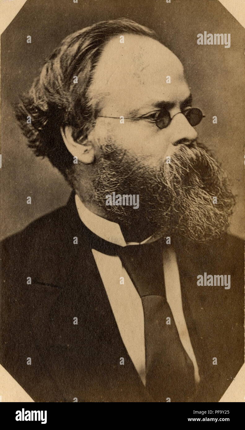 Plimsoll line hi-res stock photography and images - Alamy