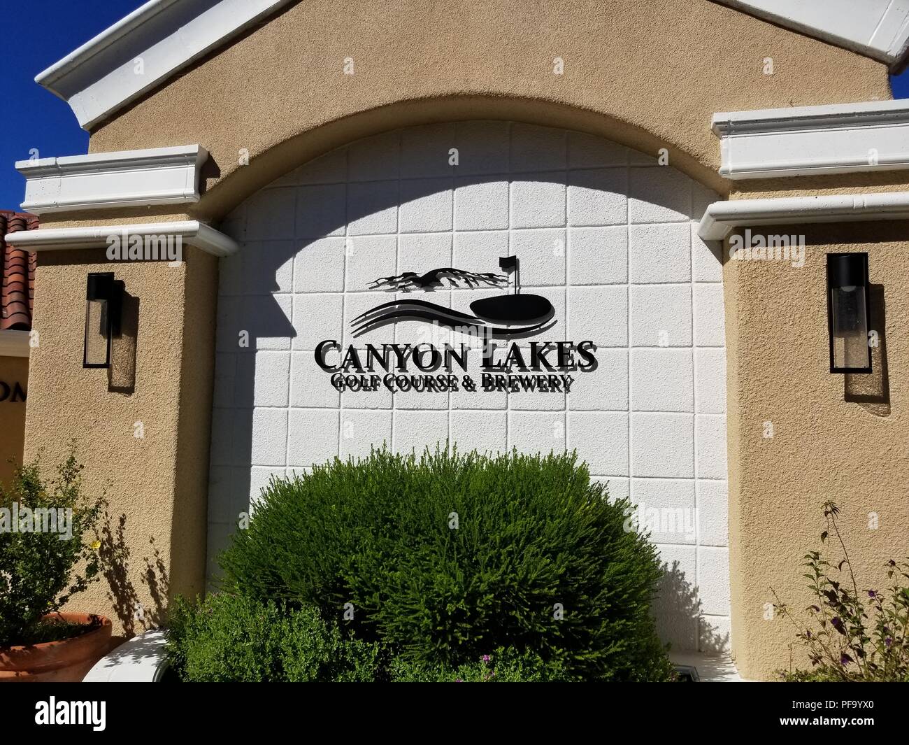 Brewery exterior hi-res stock photography and images - Alamy