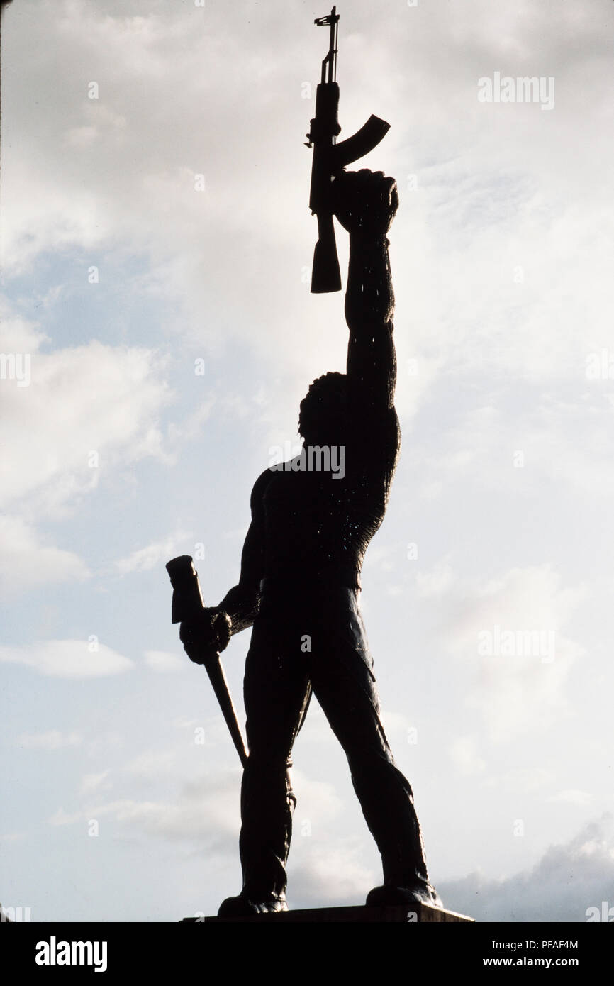 1986 sculpture hi-res stock photography and images - Alamy