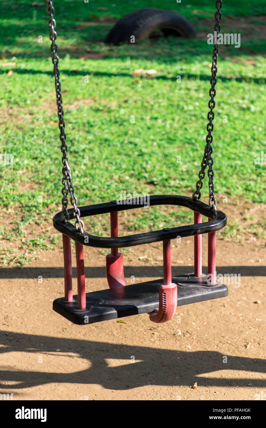 Green grass swing hi-res stock photography and images - Alamy