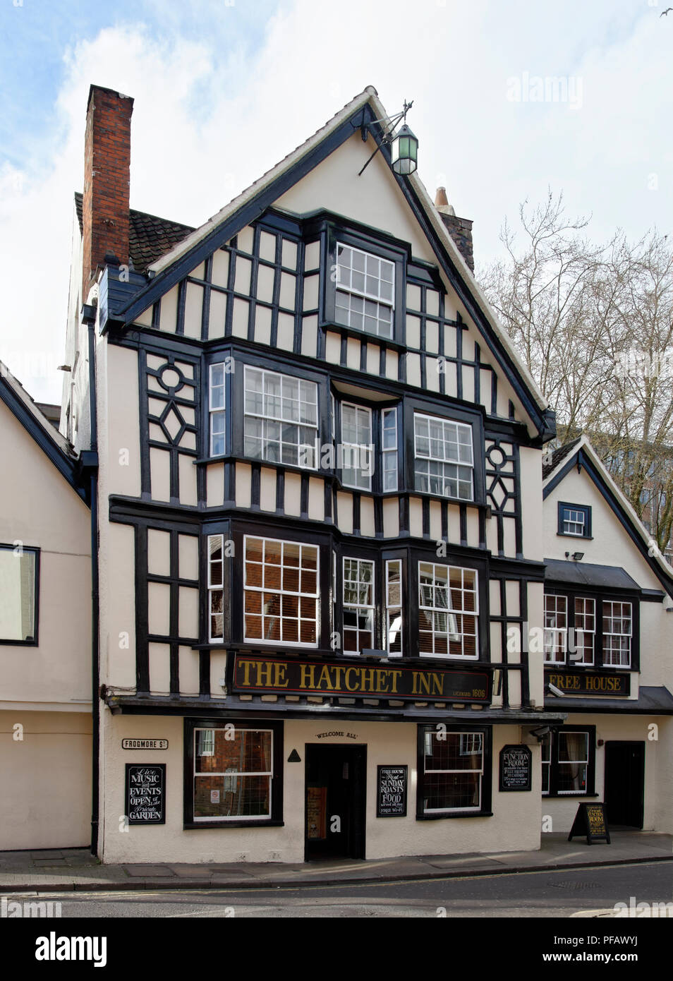 Hatchet Inn, Frogmore Street, Bristol Stock Photo - Alamy