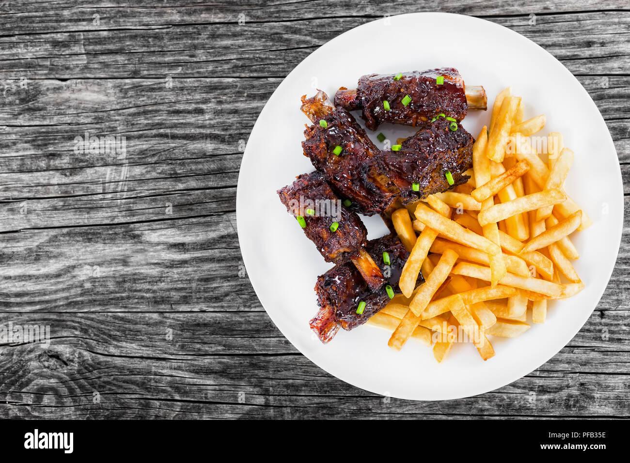 Dark green ribs hi-res stock photography and images - Alamy
