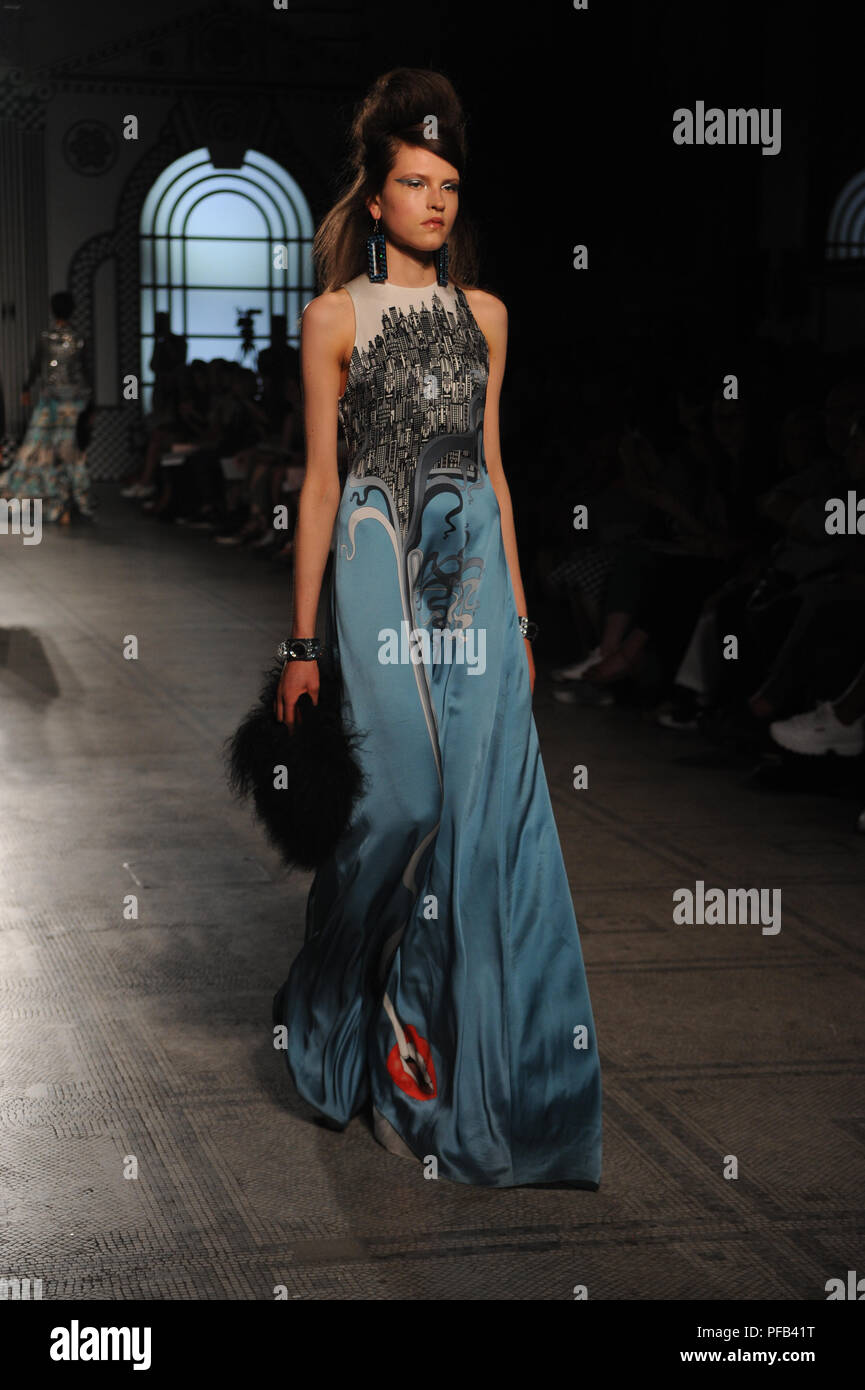 Fashion in Motion: Holly Fulton. Staged in the dramatic setting of the ...