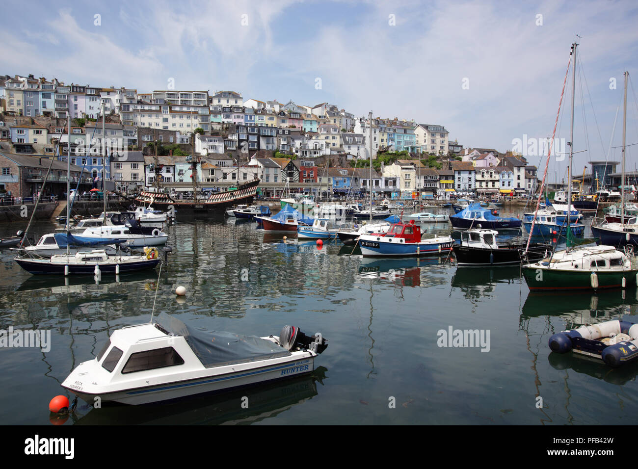 Brixham shops hi-res stock photography and images - Alamy