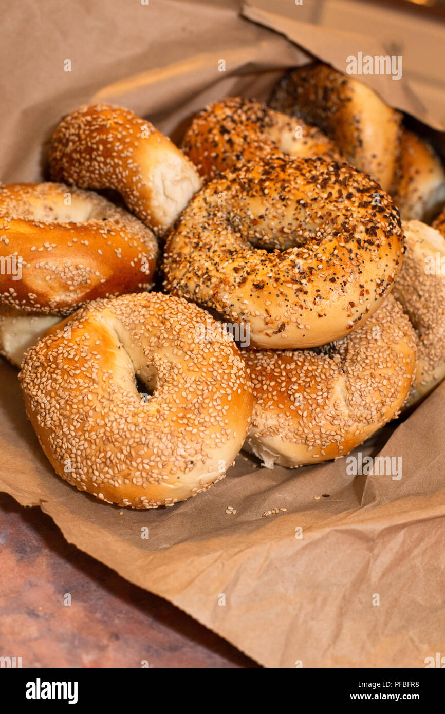 Dozen bagels hi-res stock photography and images - Alamy