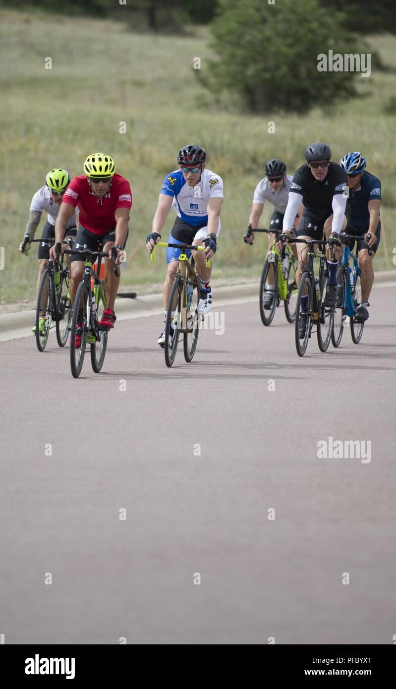 Team members from the Army, Marine Corps, Navy, SOCOM Stock Photo - Alamy