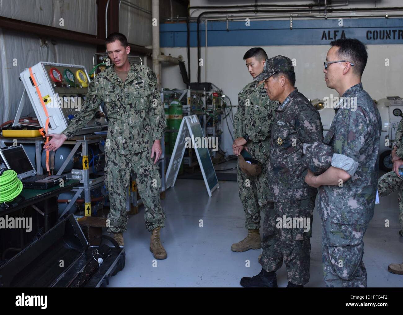 VIRGINIA BEACH, Va. (June 8, 2018) Engineering Aid 1st Class Randy ...