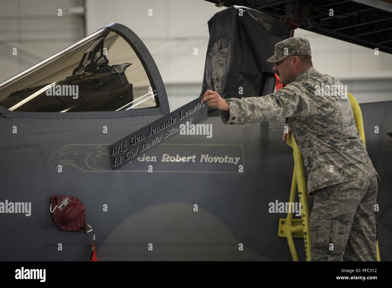 757th aircraft maintenance unit hi-res stock photography and images - Alamy