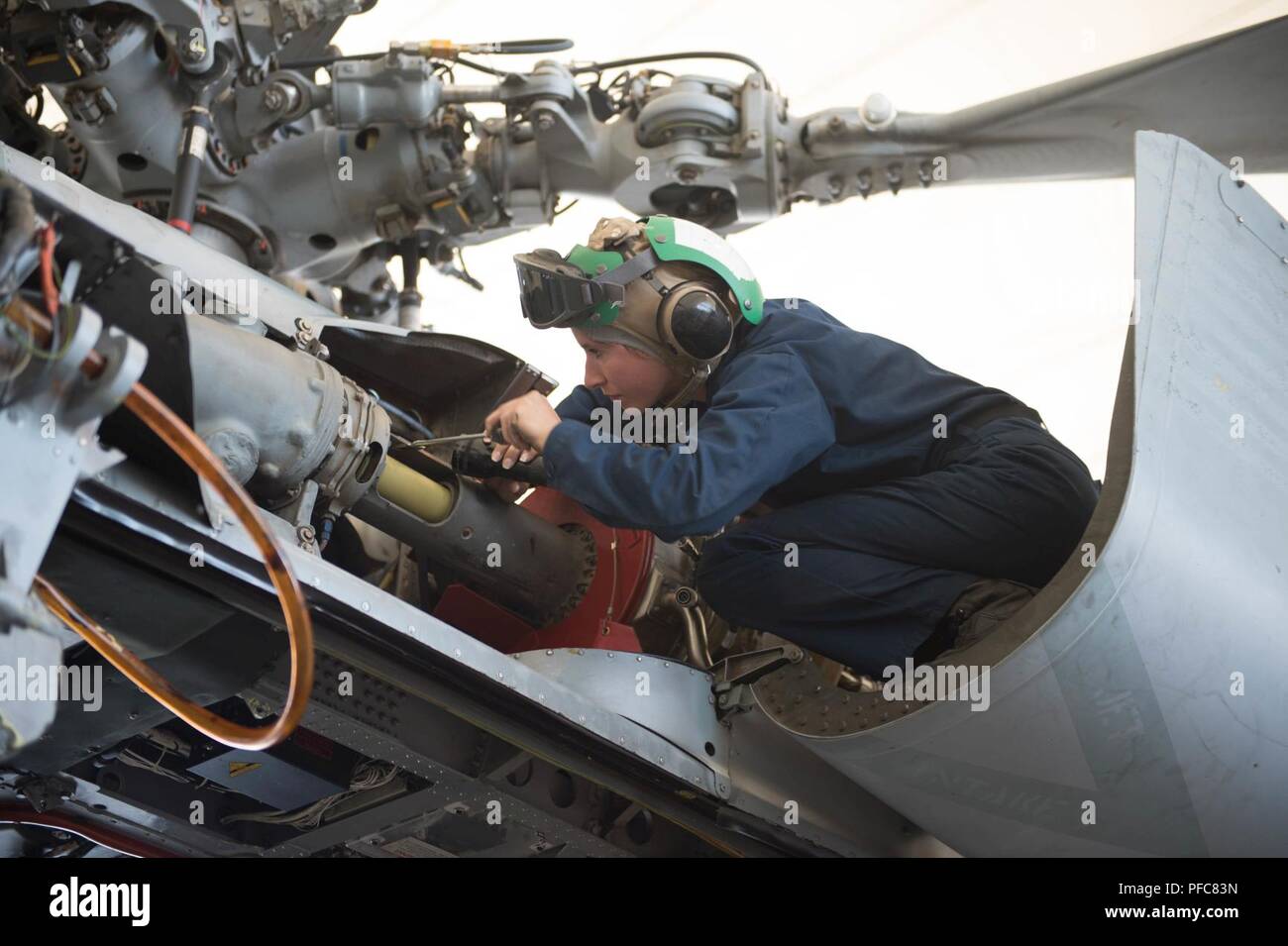 San Diego, California (June 09, 2018) Aviation Machinist Mate 2nd Class ...