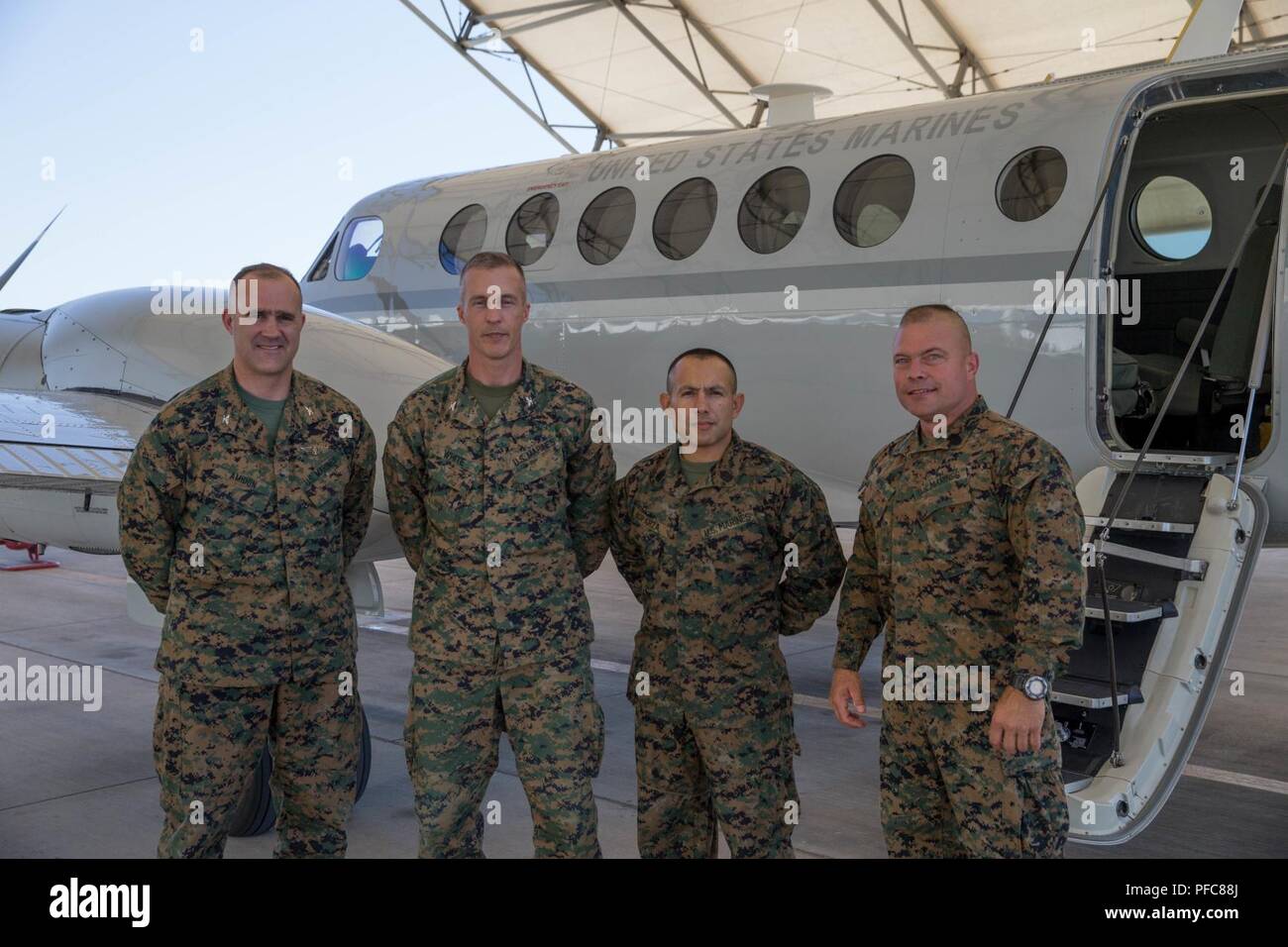 9 marine regiment sergeant major hi-res stock photography and images ...