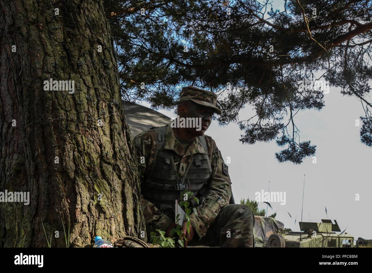 Soldiers of the 125th Military Police Battalion, based in Ponce, Puerto ...