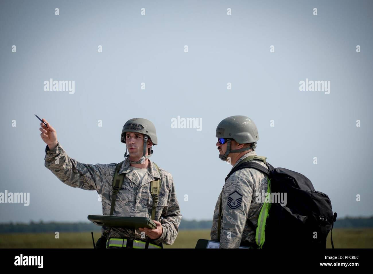 U.S. Air Force weapons loaders from the New Jersey Air National Guard’s ...