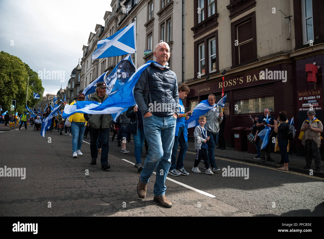 Dundee scotland flag hi-res stock photography and images - Alamy