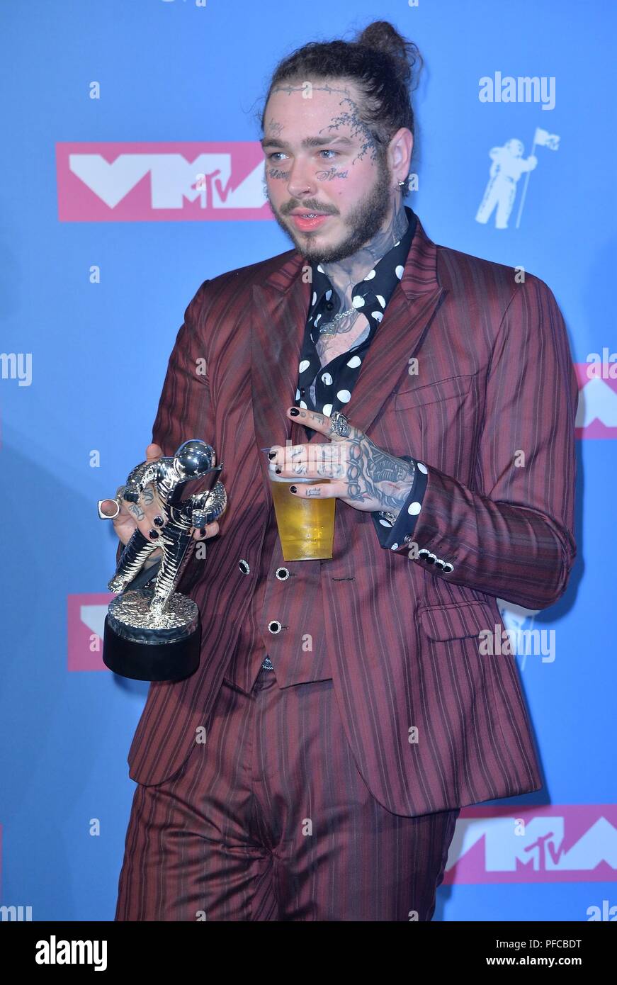 New York, NY, USA. 20th Aug, 2018. Post Malone at arrivals for 2018 MTV ...