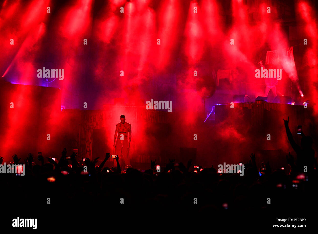 African ninja hi-res stock photography and images - Alamy