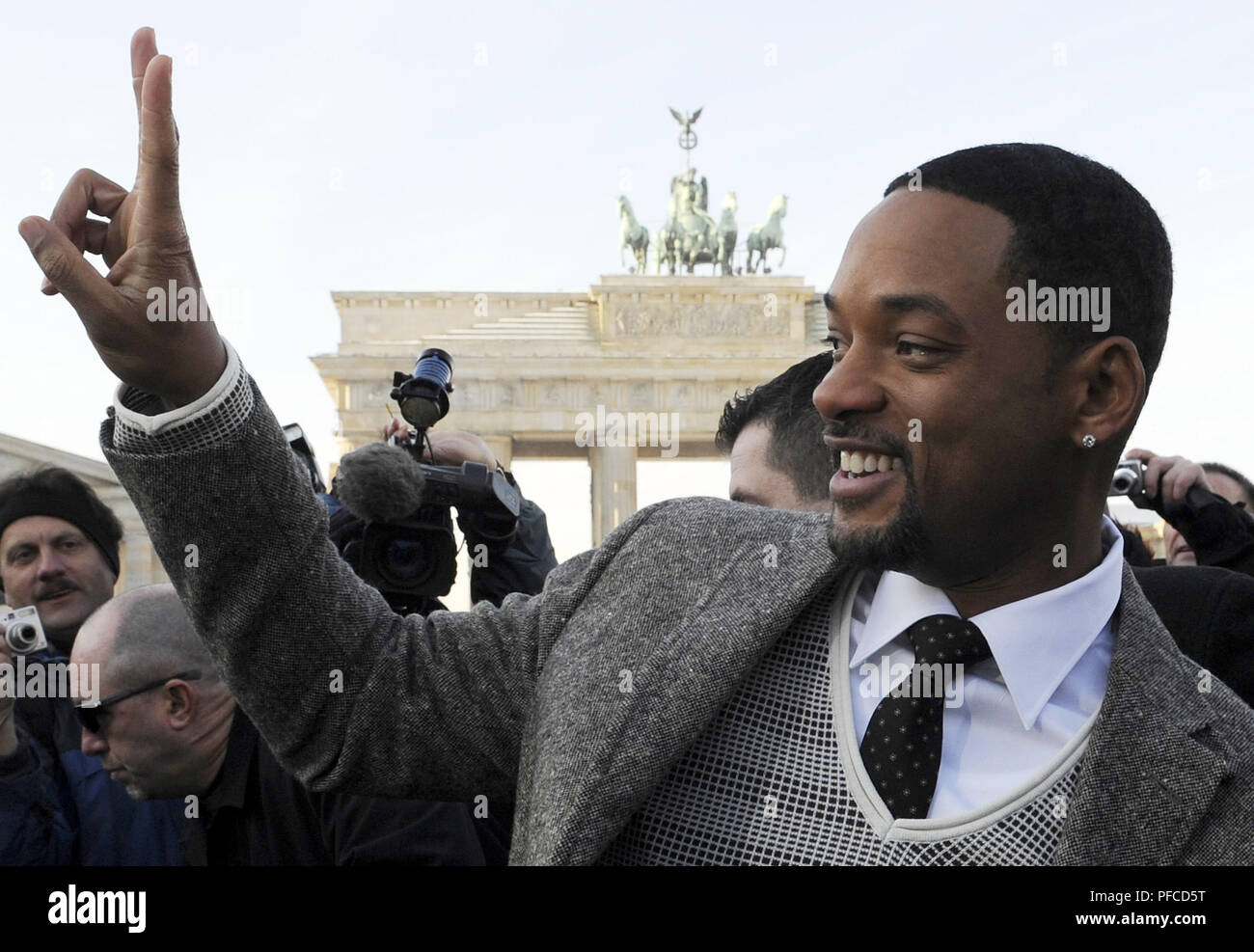 Us actor will smith farewell hi-res stock photography and images - Alamy