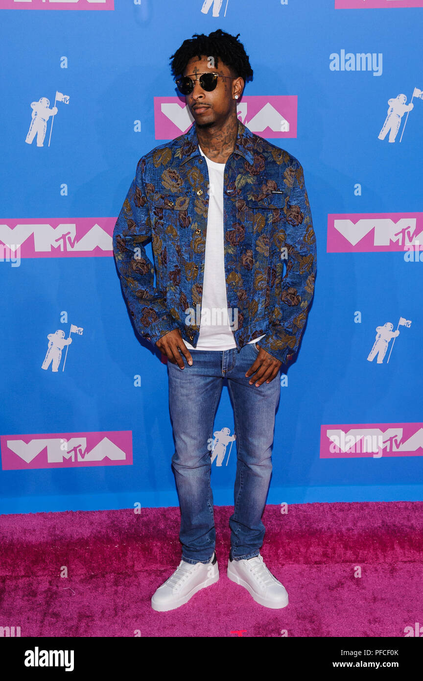 Zadmedia 21 savage hi-res stock photography and images - Alamy