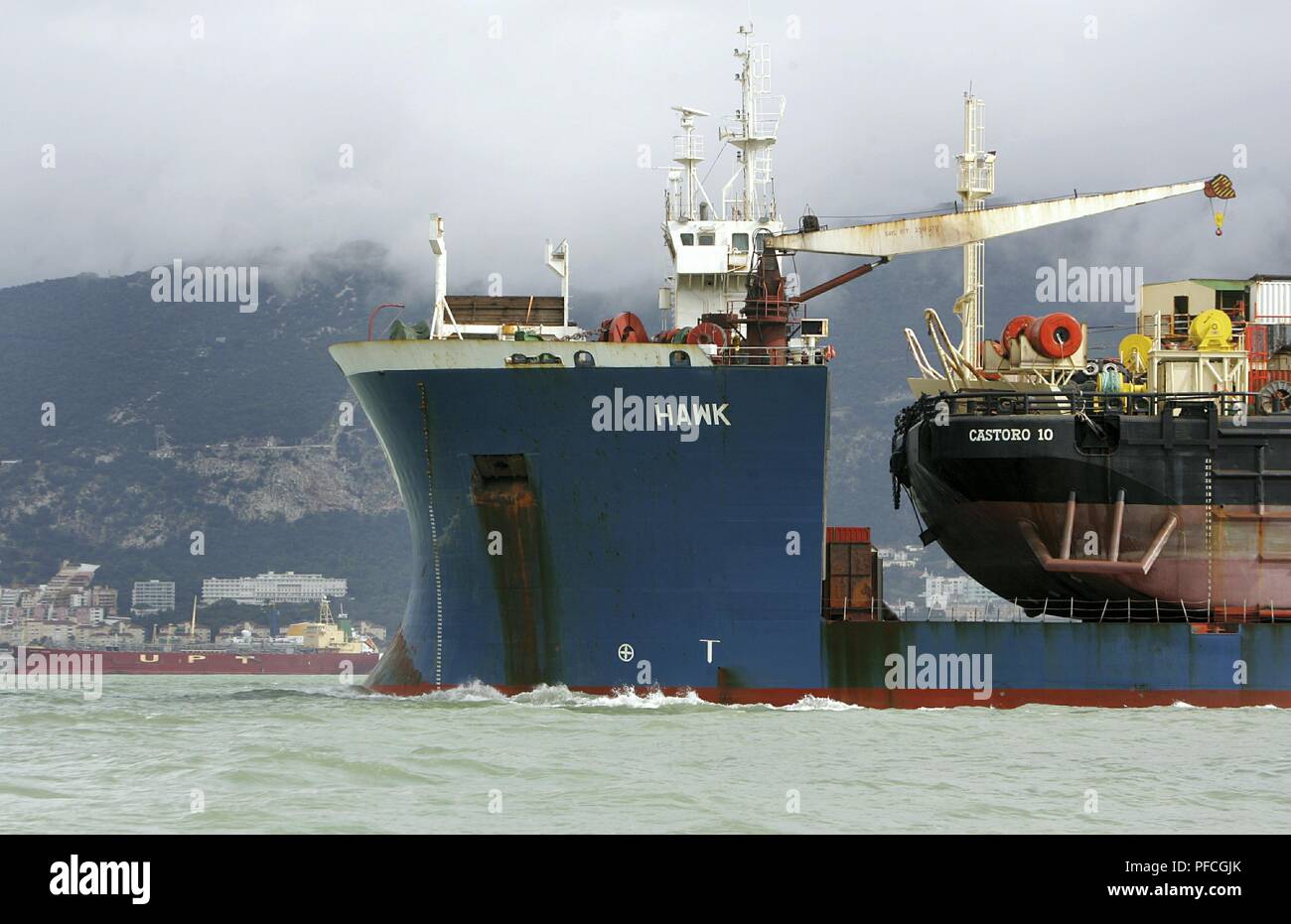 Russia. 21st Aug, 2018. Alongside the Castoro Sei (C6) and the ...