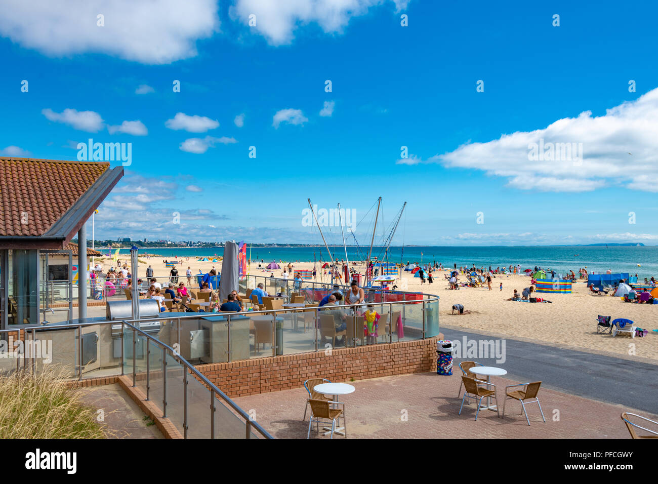Poole, UK. 21st August 2018. Holiday makers make the most of the August ...
