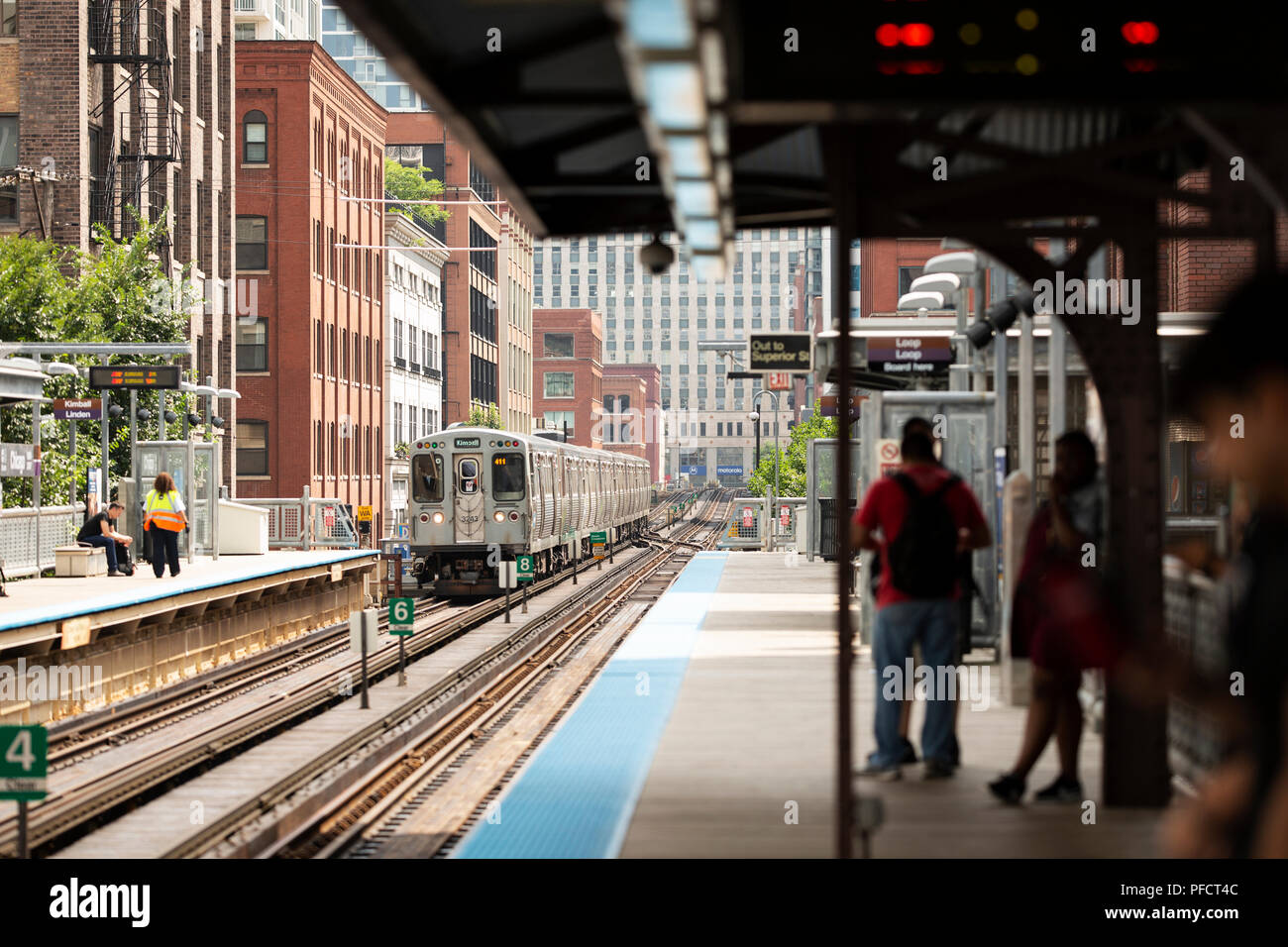 Chicago train station hi-res stock photography and images - Alamy