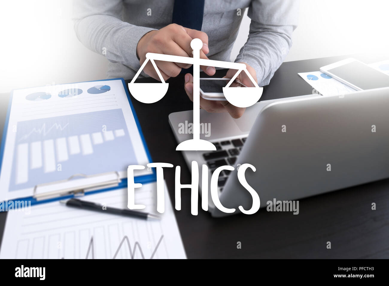 Team moral hi-res stock photography and images - Alamy