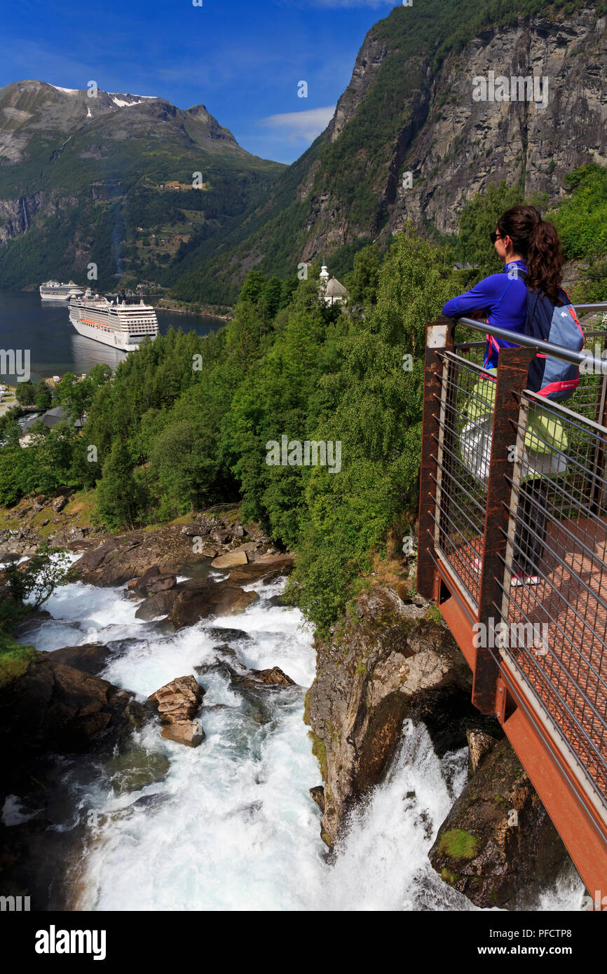 Viewpoint geiranger hi-res stock photography and images - Alamy