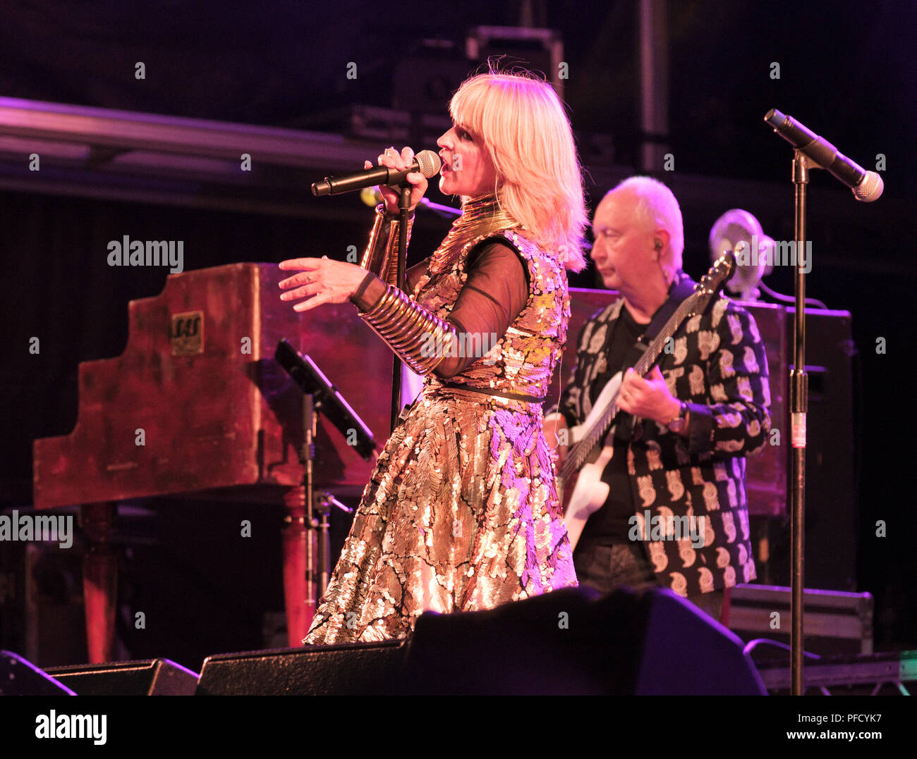 Toyah willcox singer hi-res stock photography and images - Alamy