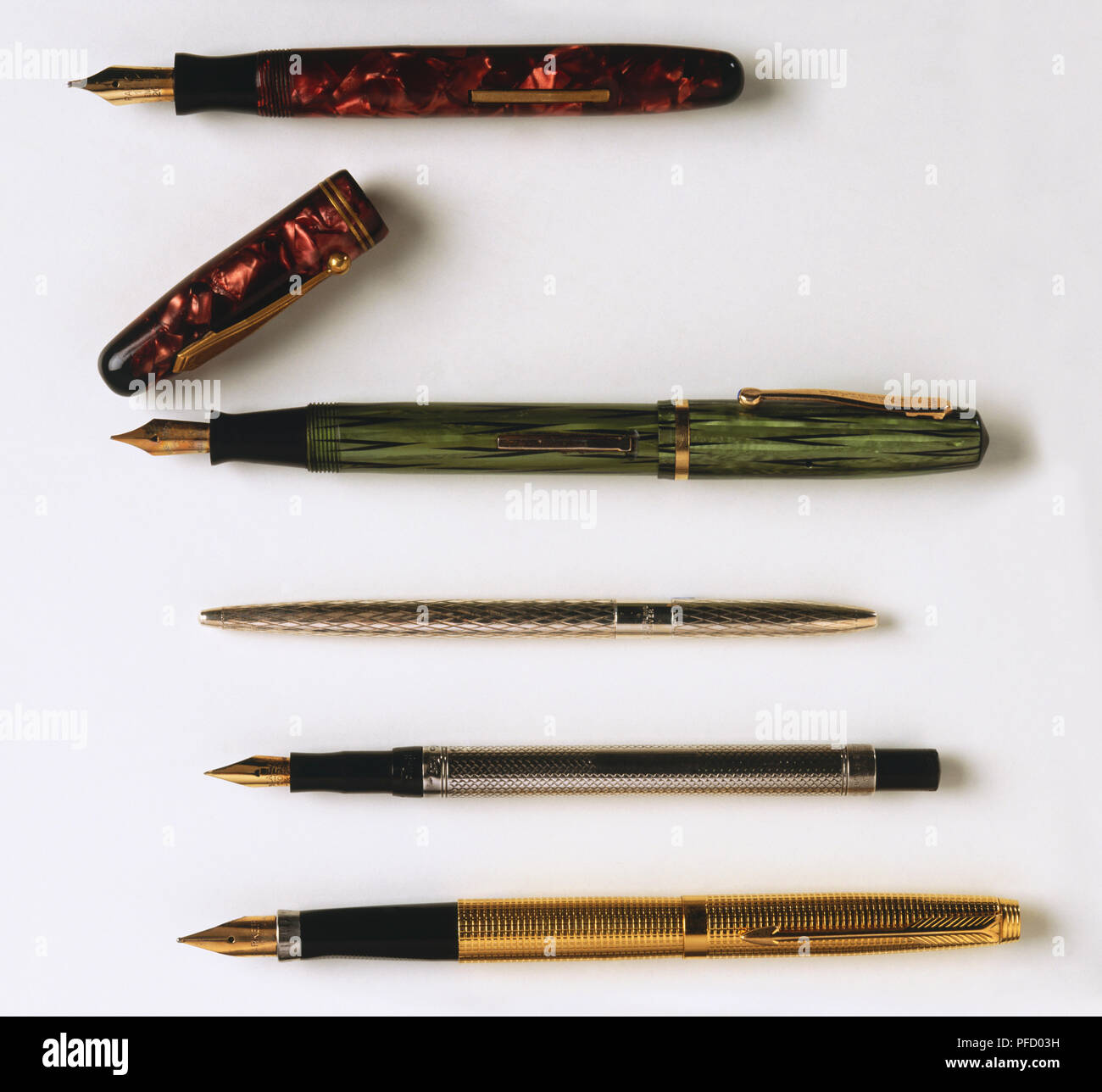 Fountain pens hi-res stock photography and images - Alamy