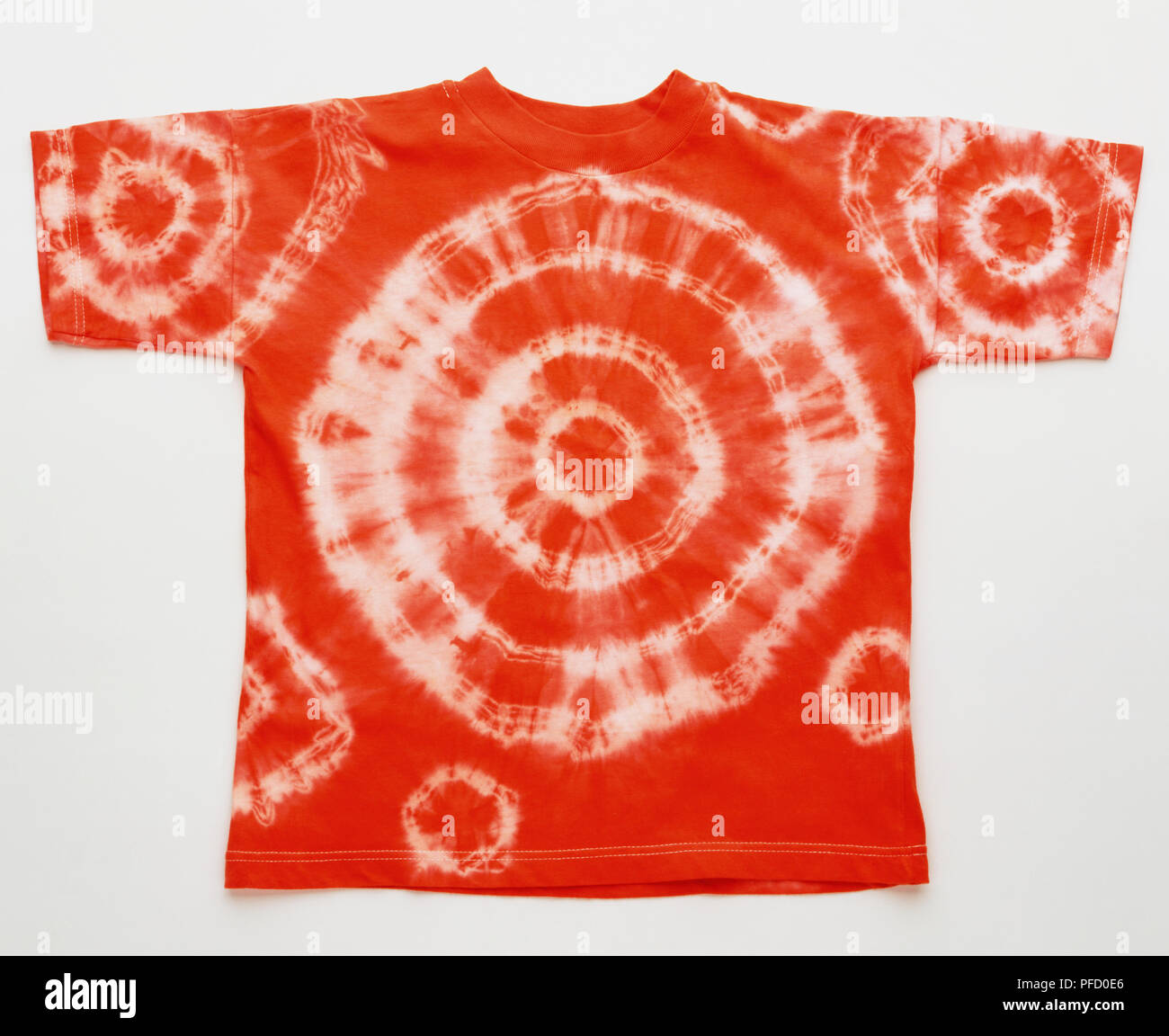 Tie dyed t shirt hi-res stock photography and images - Alamy