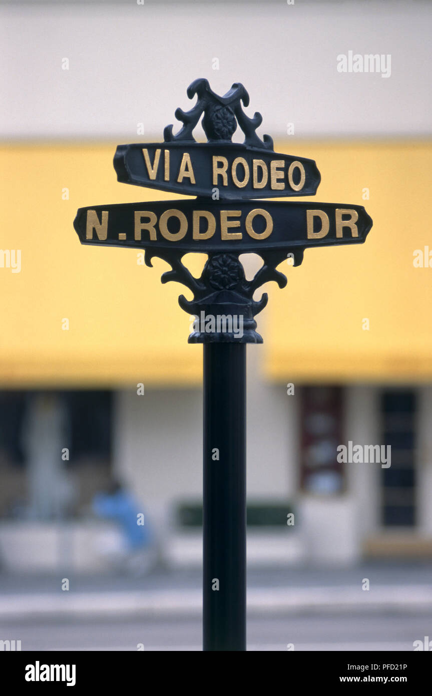 Beverly road hi-res stock photography and images - Alamy