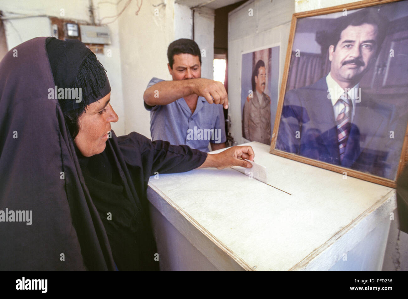 Baghdad, Iraq - 15 October 1995 - Iraqi voters at the polls during the ...