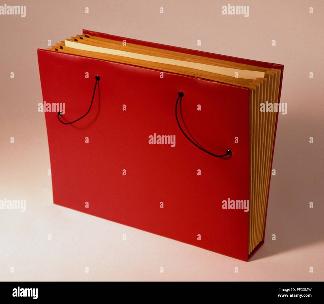 Concertina file hi-res stock photography and images - Alamy