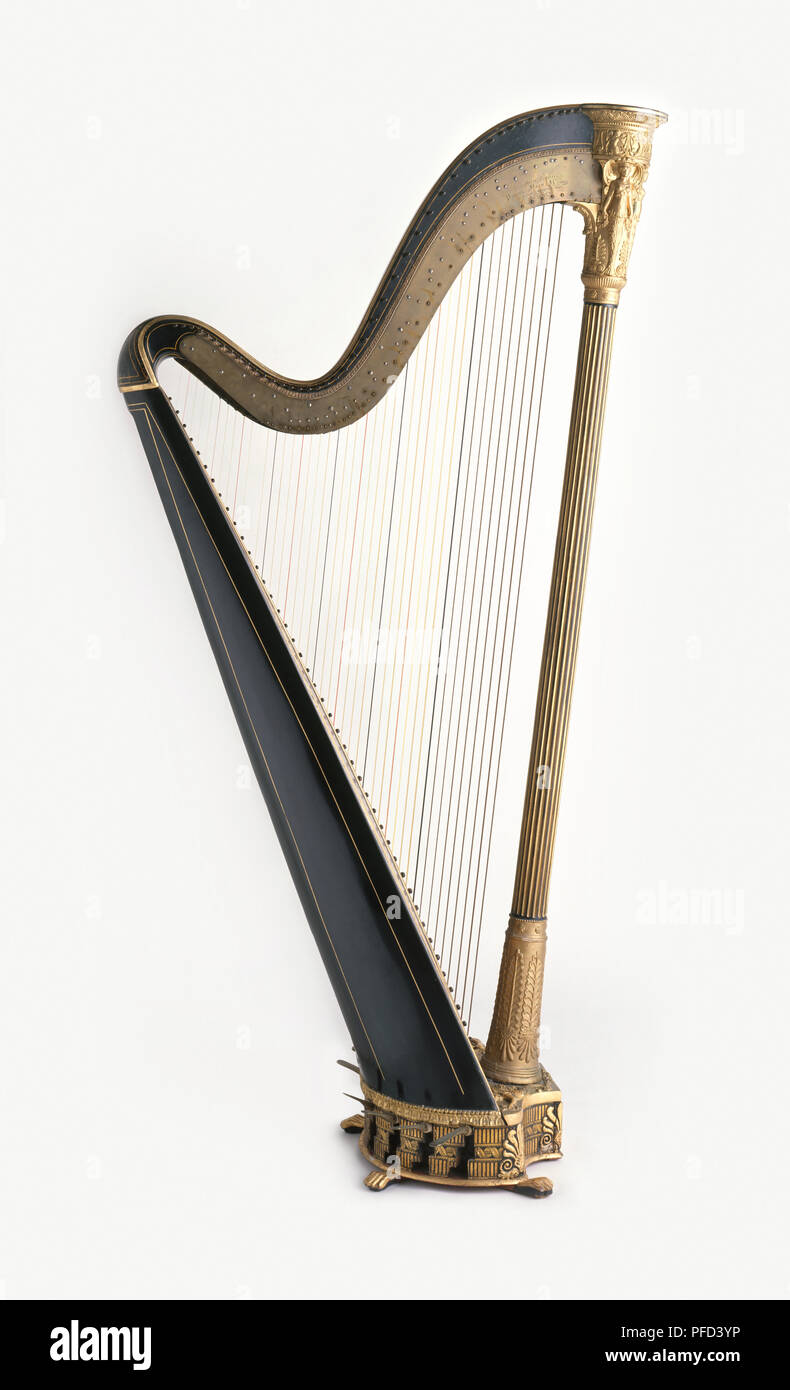 Gold harp hi-res stock photography and images - Alamy
