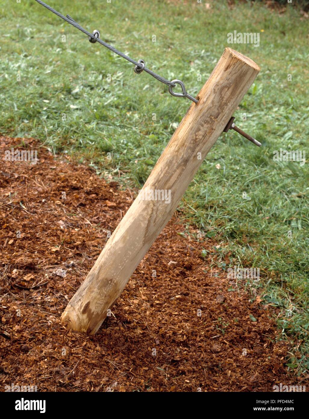 Guy post hi-res stock photography and images - Alamy