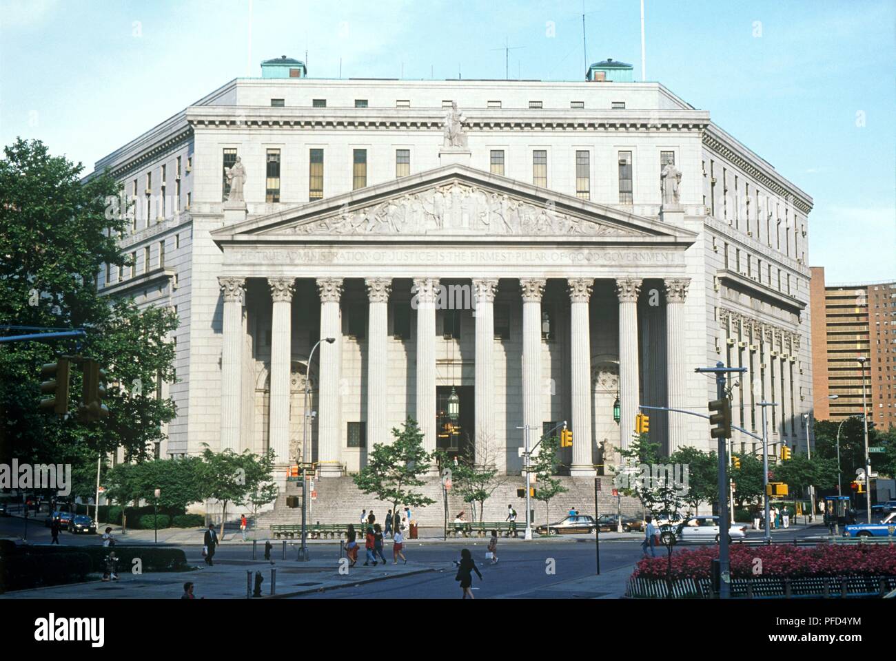 USA, New York City, Manhattan, New York County Courthouse, view of ...
