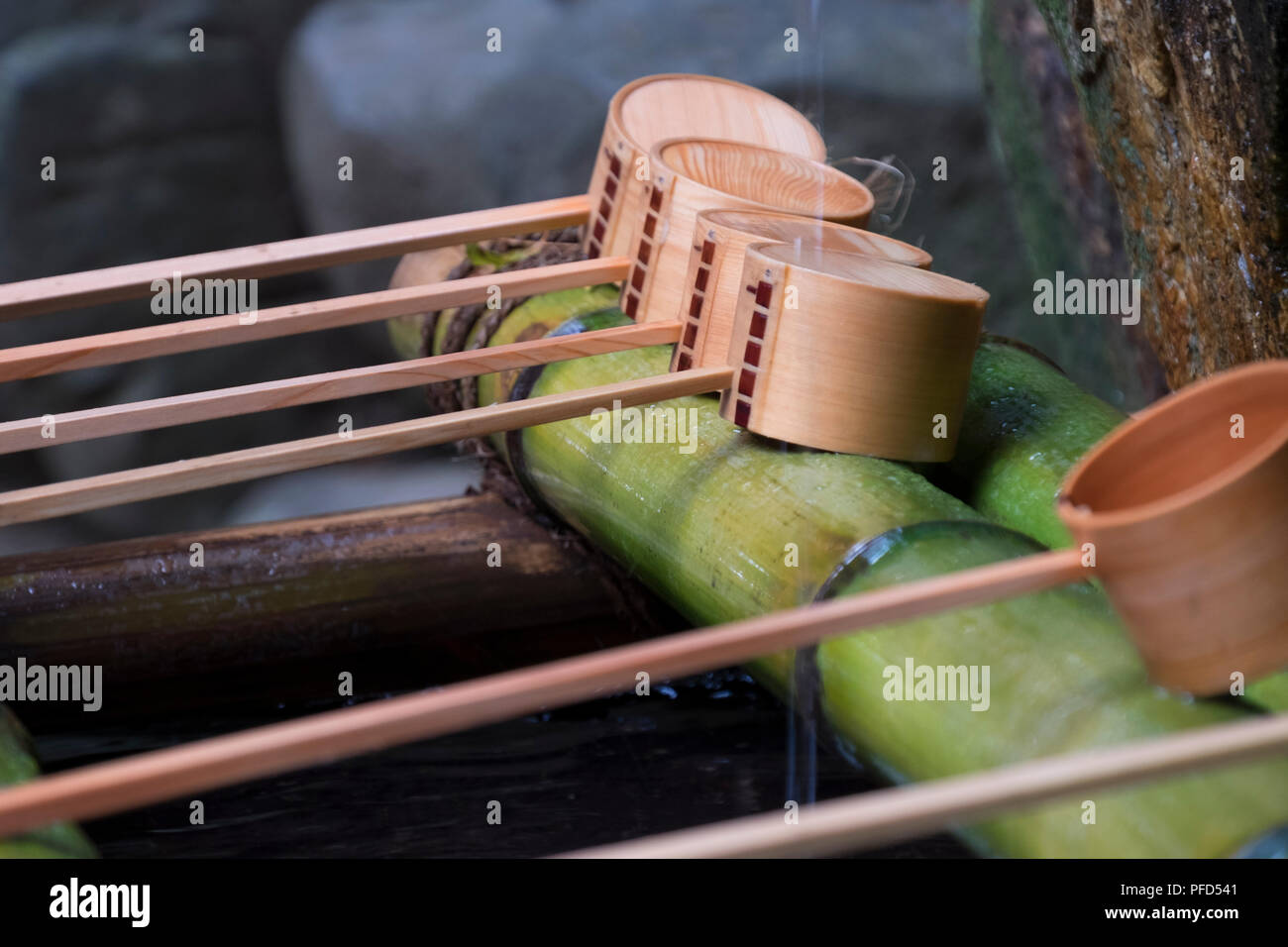 Bamboo ladle japan hi-res stock photography and images - Alamy