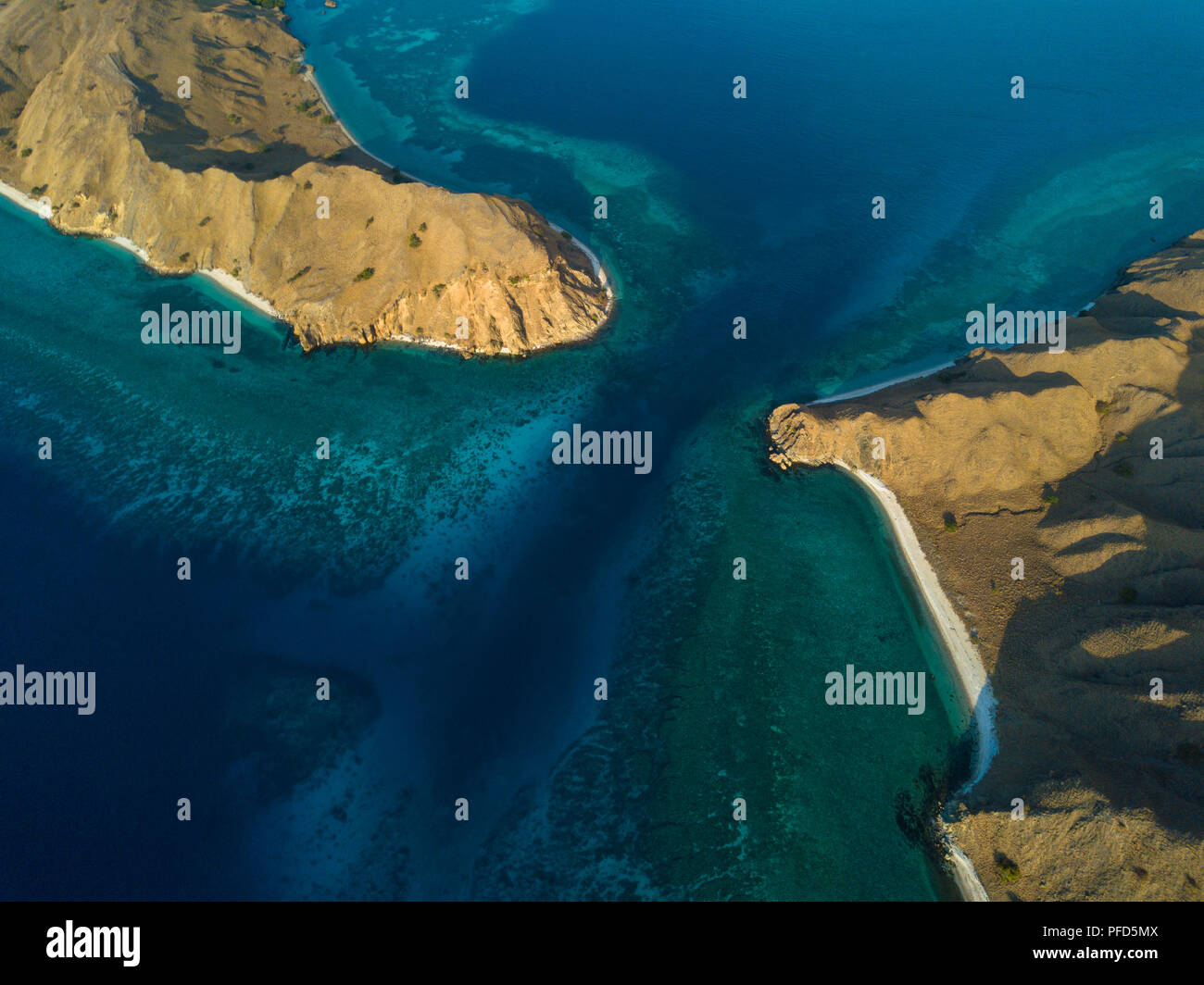 Narrow strait hi-res stock photography and images - Alamy
