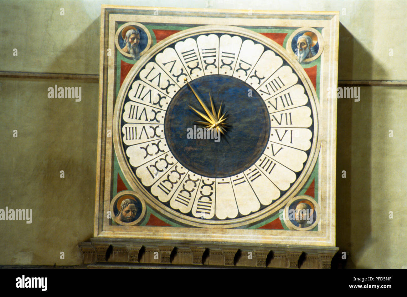 Clock with roman numerals hi-res stock photography and images - Alamy